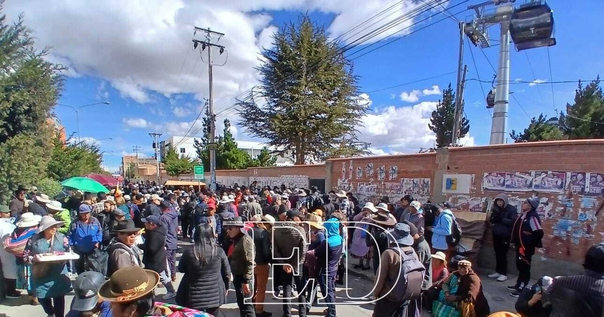 La COB suspende su ampliado de emergencia fijado para este sábado
