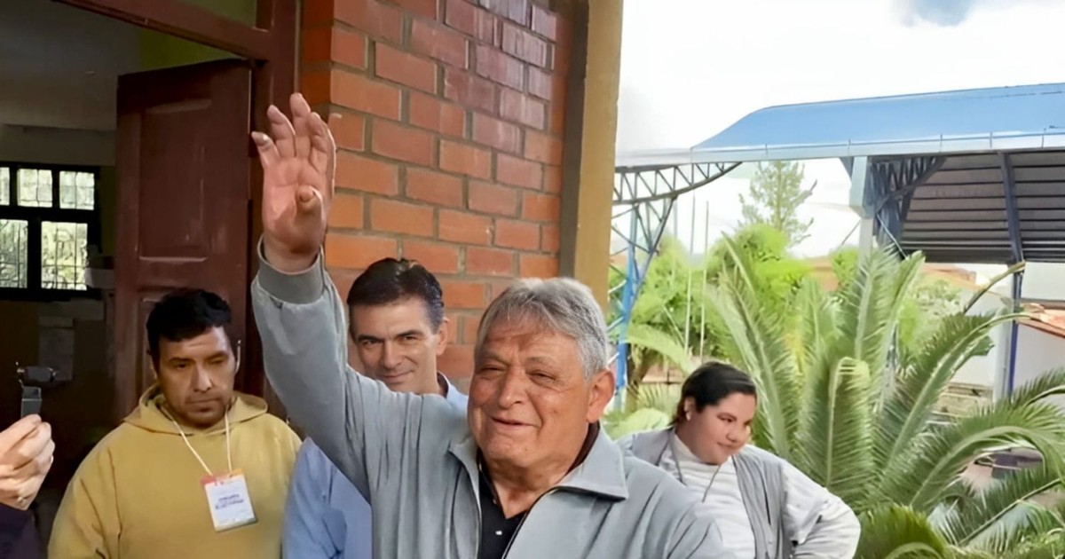 Jaime Paz Zamora destaca el espíritu democrático de la población tarijeña