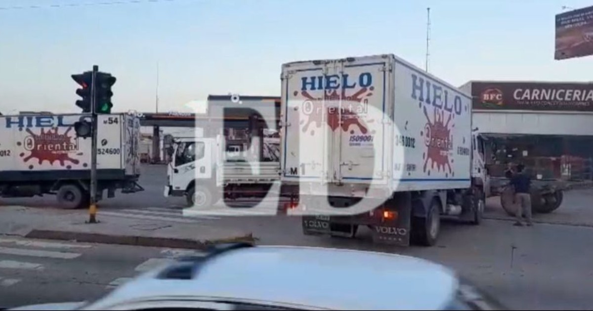 ¡Atención! Hay bloqueo en la Paraguá debido a la escasez de diésel