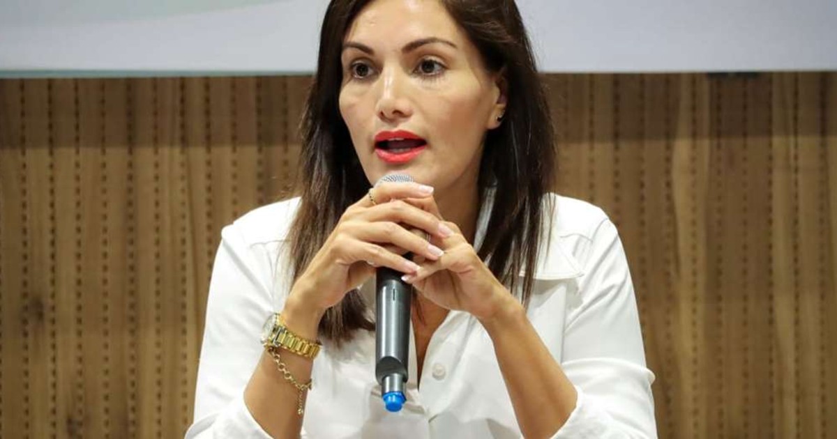 "Lo que se dice es extraoficial, la arquitecta Daza sigue a cargo de la ...