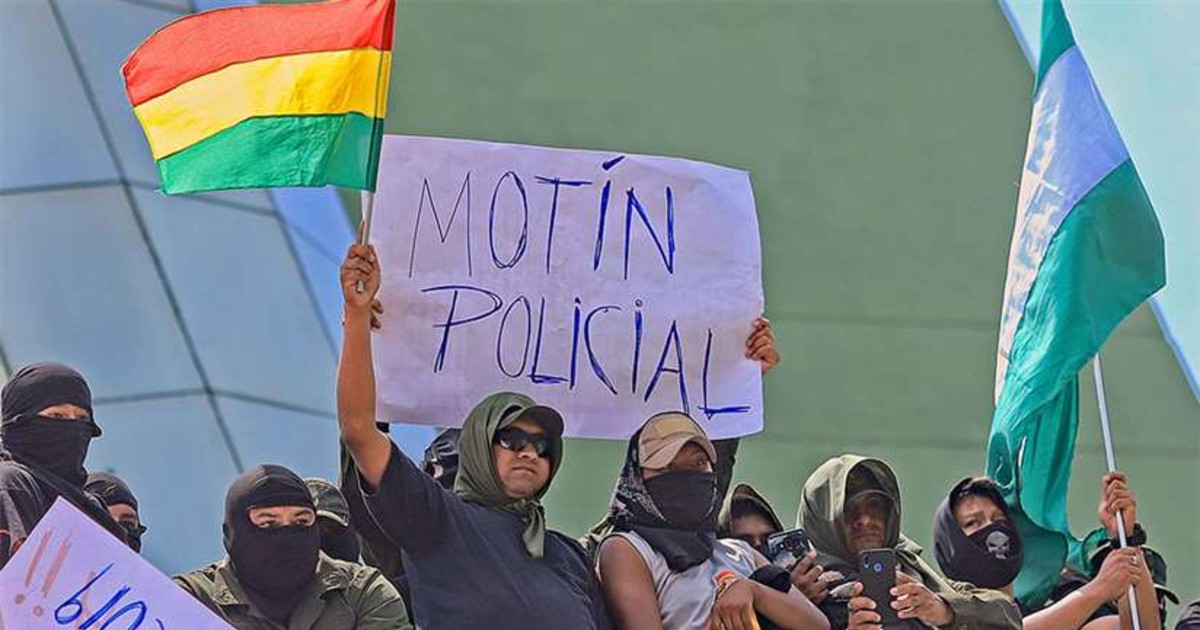 De 27 policías denunciados por el "caso motín", 10 tienen baja definitiva
